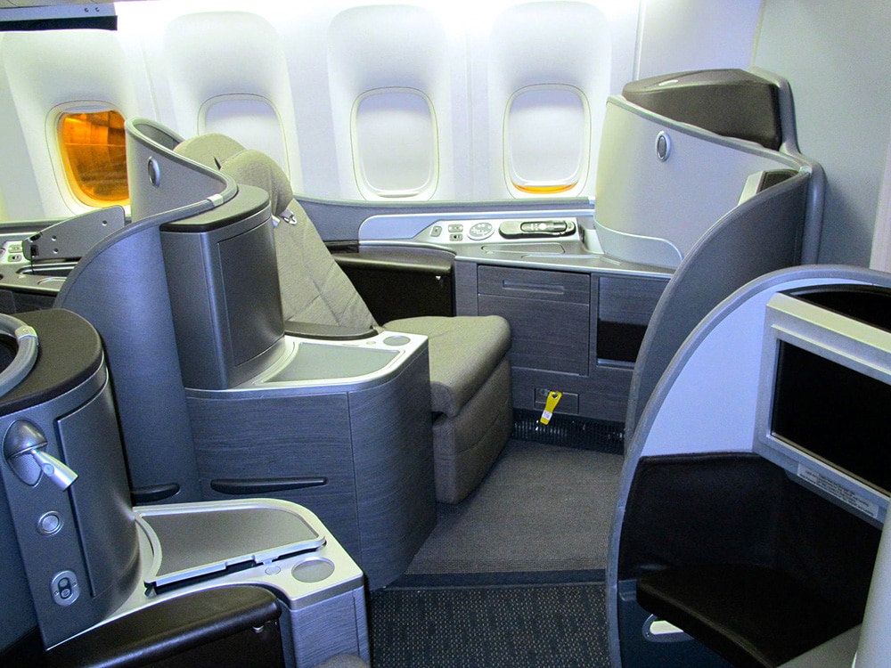 United-First-Class - First Class Flyer
